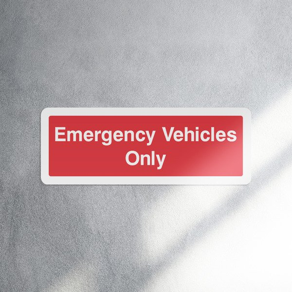 Emergency vehicles only sign landscape | UK Sign Shop